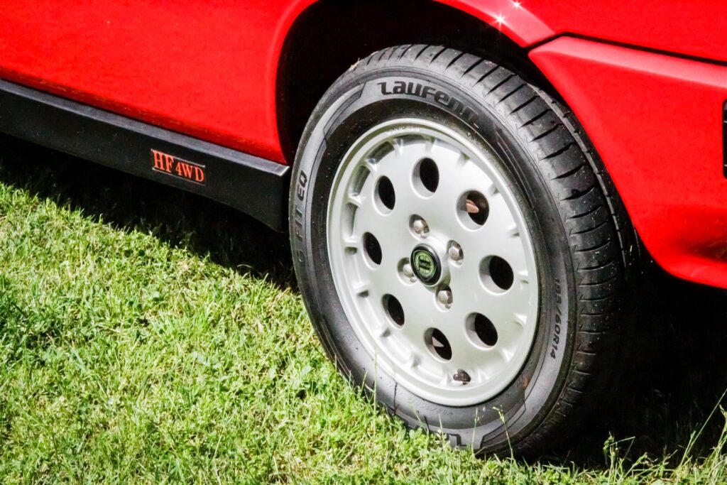 Lancia Delta HF Turbo e 4WD, genesi di un mito | Agorauto