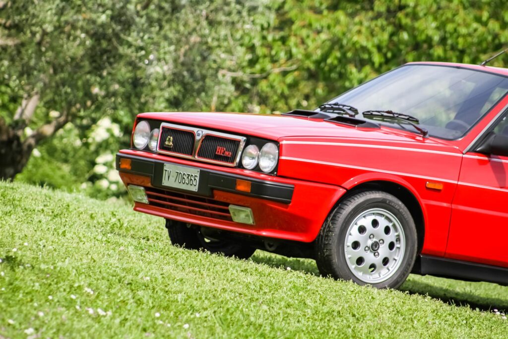 Lancia Delta HF Turbo e 4WD, genesi di un mito | Agorauto