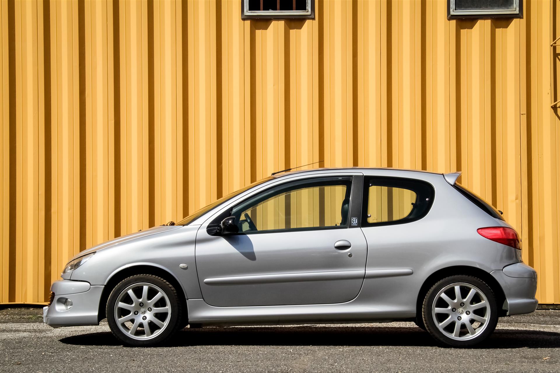 Peugeot 206 GT, a youngtimer with a worldwide appeal | Agorauto