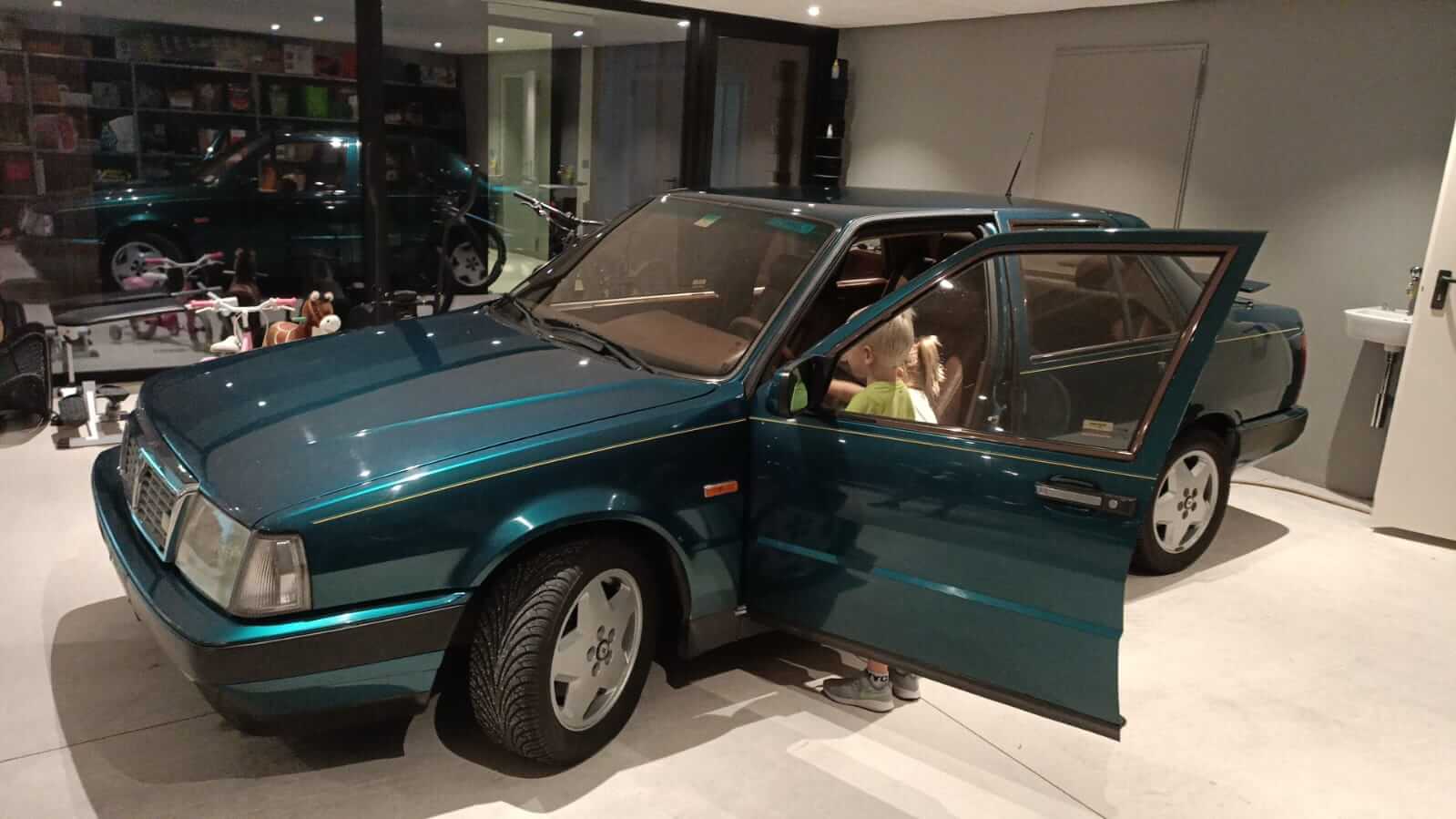 Lancia Thema Ferrari 8.32 - 1987 | Agorauto
