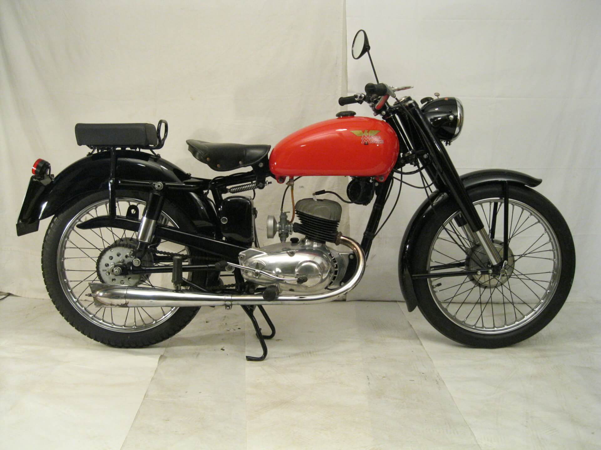 Moto Morini Turismo 125 2 tempi, anno 1953 | Agorauto